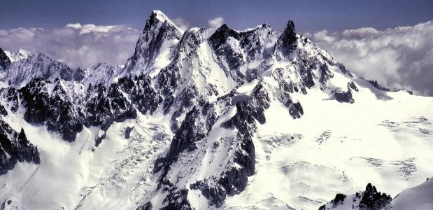 De 10 hoogste bergen van Italië | Bergwijzer