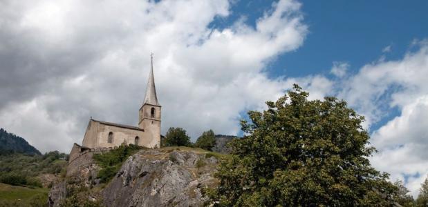 Kort reisverslag uit Raron, Wallis, Zwitserland | Bergwijzer