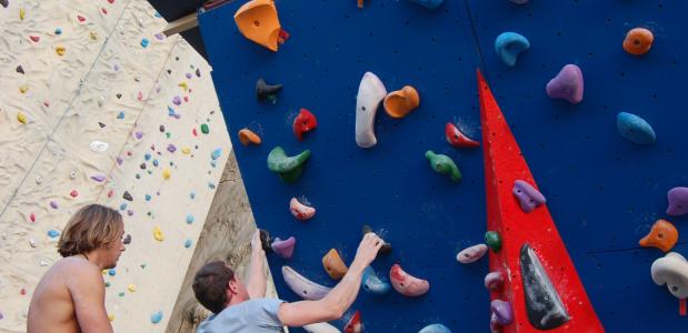 Klimhal Amsterdam bestaat 20 jaar | Bergwijzer